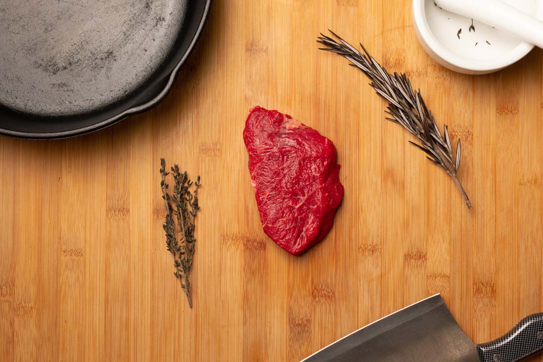 Wellington County™ Beef Steak Baseball Centre Cut - (4 x 6oz) – Rowe ...